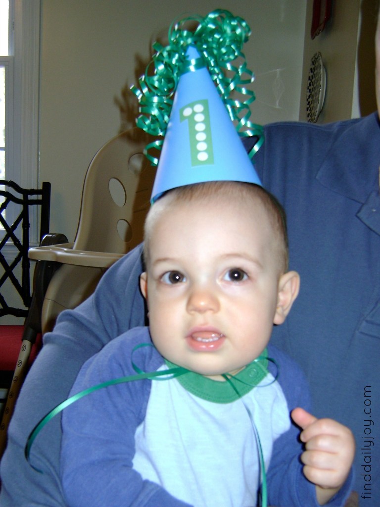 Party Hat {Tutorial and Printable} | Find Daily Joy